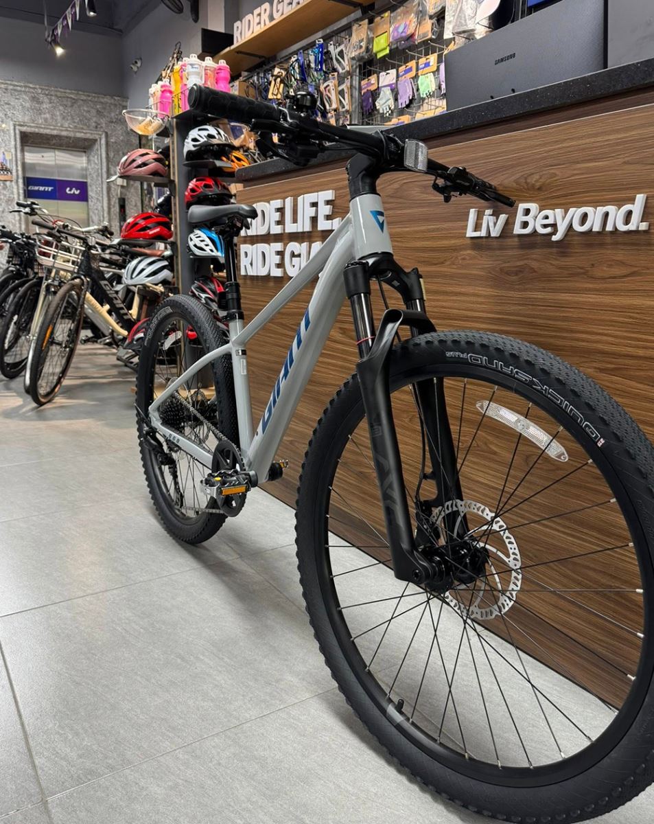 Mua bán Xe đạp địa hình thể thao Giant ATX 860 27.5 2026 giá rẻ, chính hãng